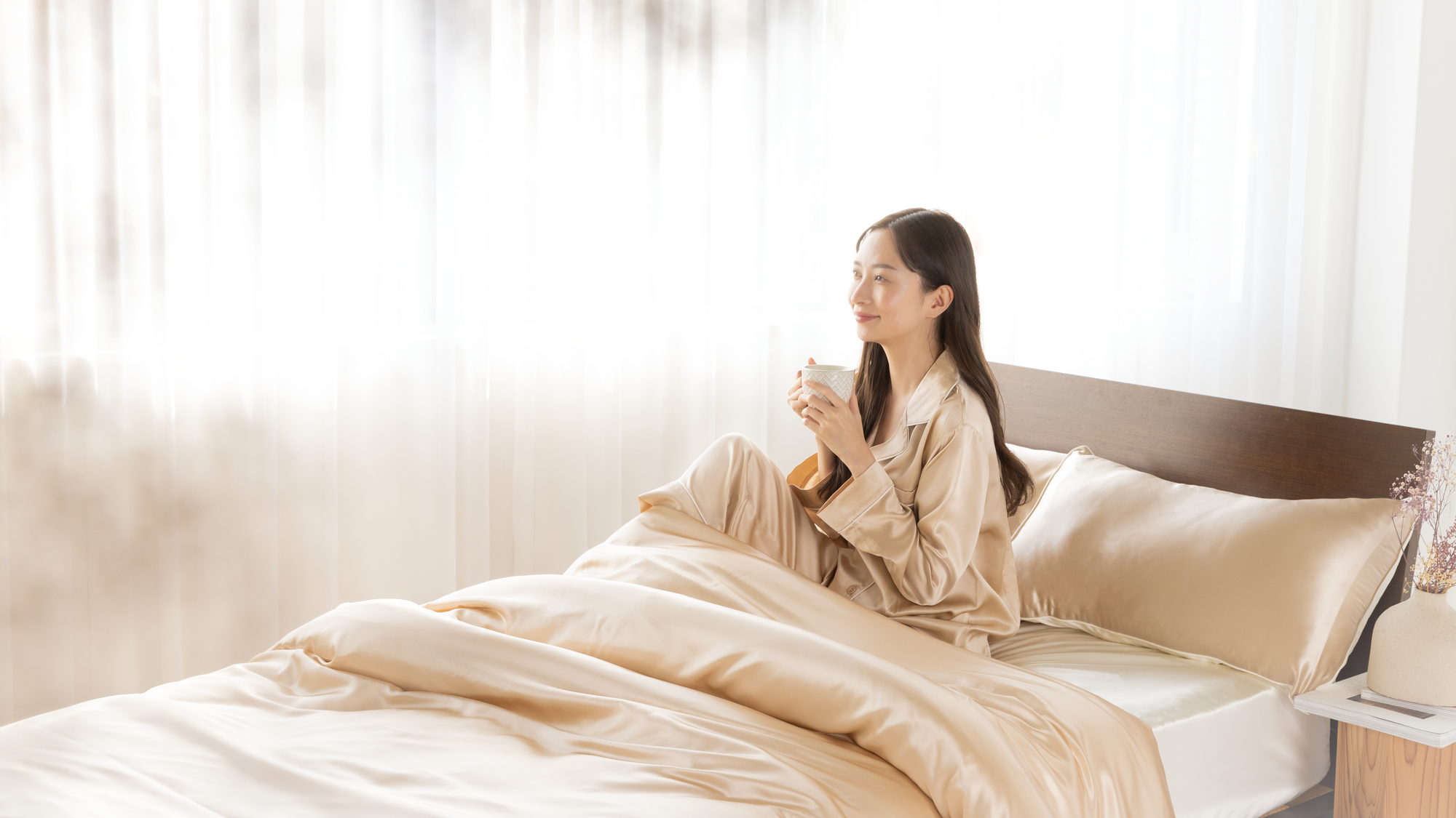 シルクと寝る。みちがえる。 – Utukky